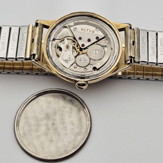 Vintage Altus Watch - Gem