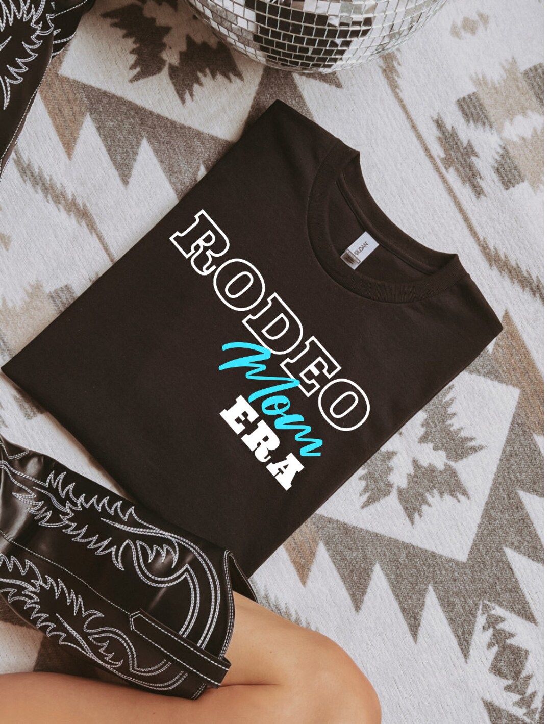 RODEO Mom Era Rodeo Horse Show Barrel Racing Roping Mom Cowgirl Shirt ...