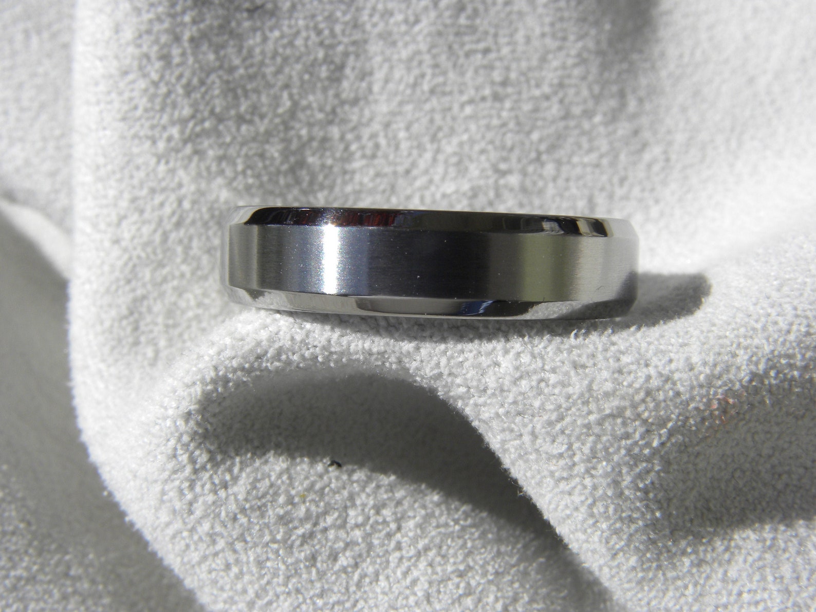 Beveled Edge Titanium Ring, Satin Polished Finish, Wedding Band - Etsy