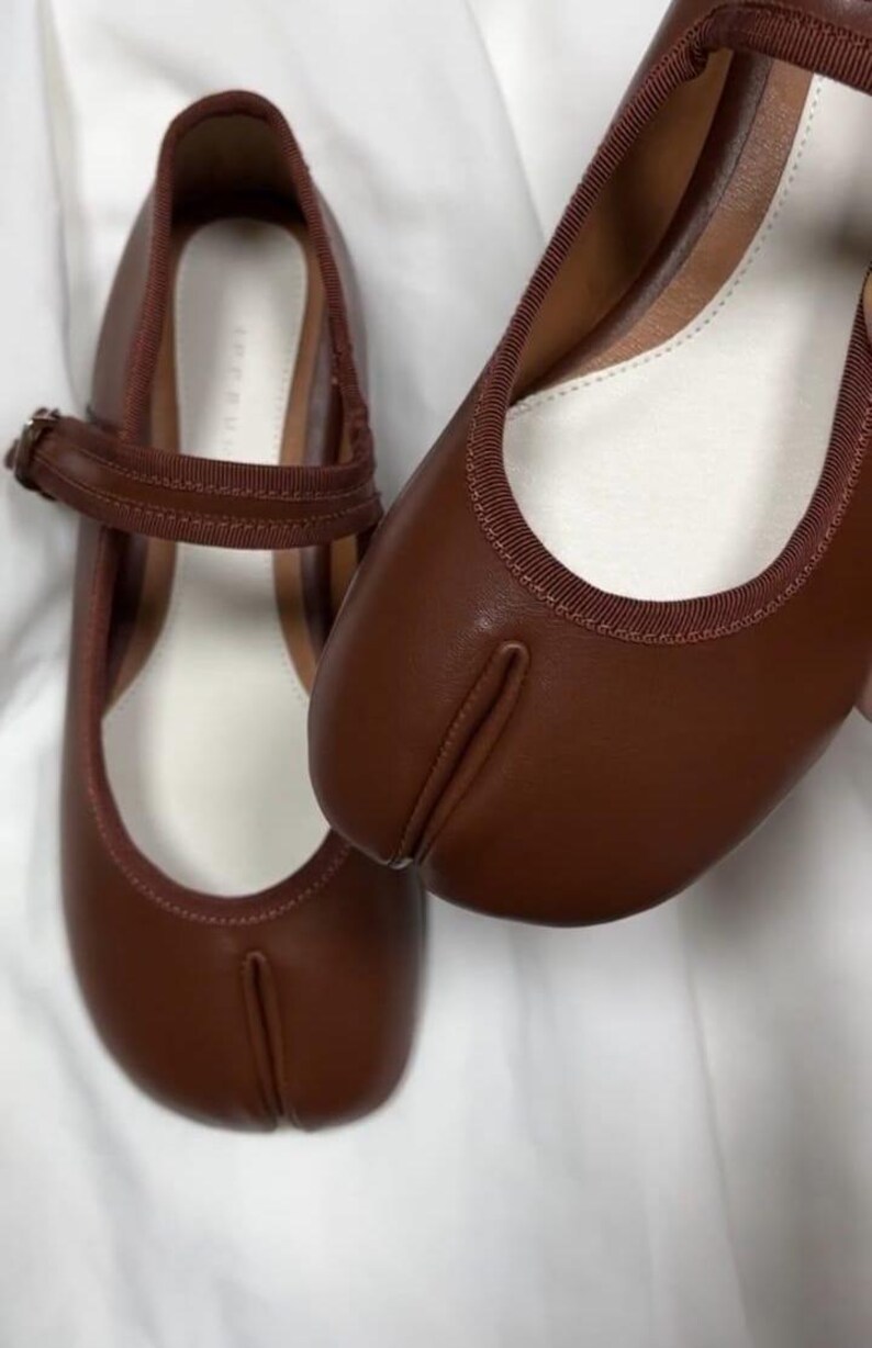 Handmade Deep Brown Leather Tabi Buckle Sandals, Unique Split Toe ...