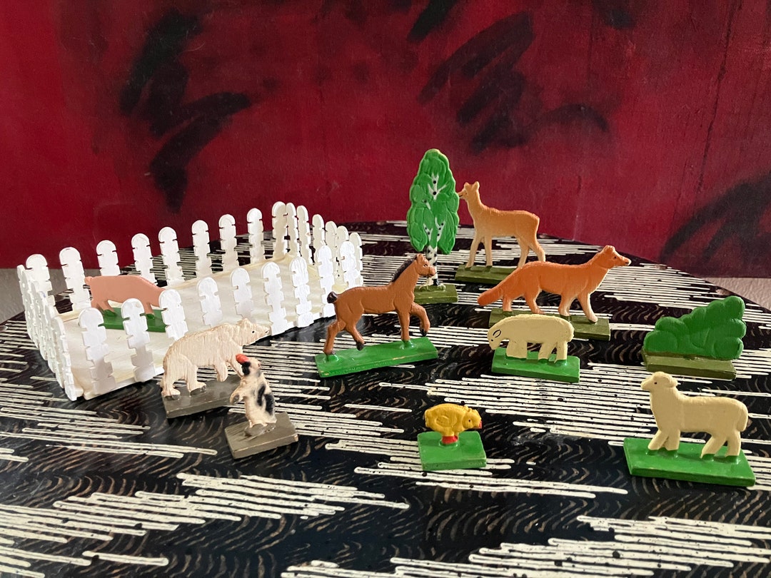 Vintage East Germany Christmas Putz Animals With Fence - Etsy