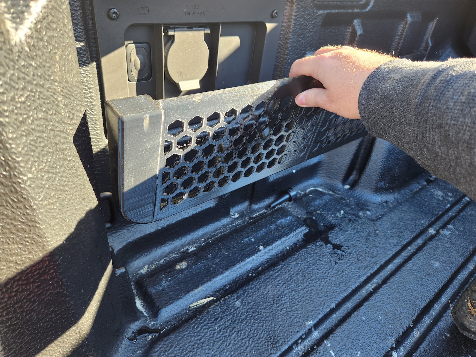 Next Gen Ford Ranger & Amarok Aventura Back Tray/bed Storage Pocket ...