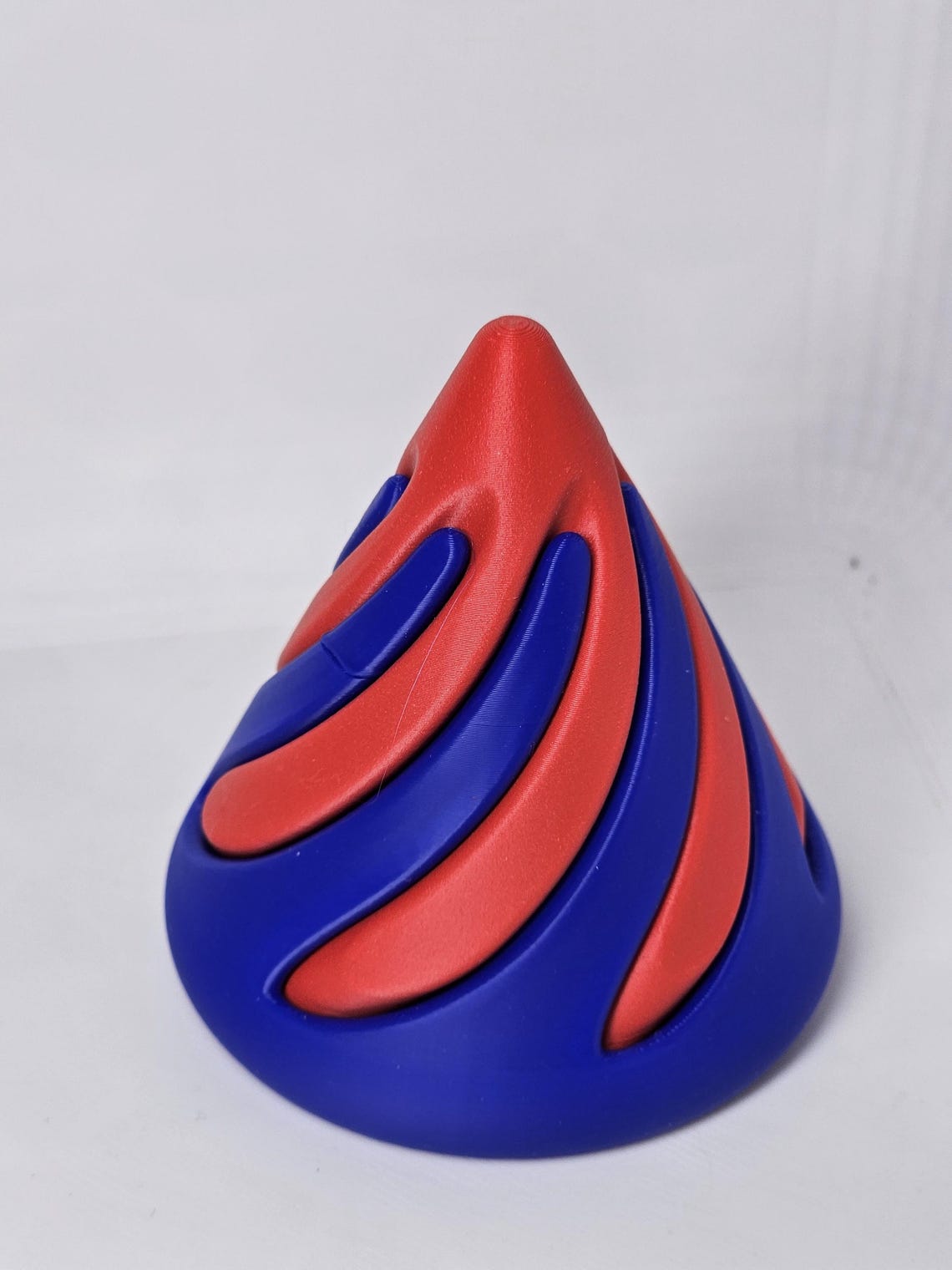 Fidget Pyramid | Spinner | Gadget | Desktop | Stress Relieving - Etsy