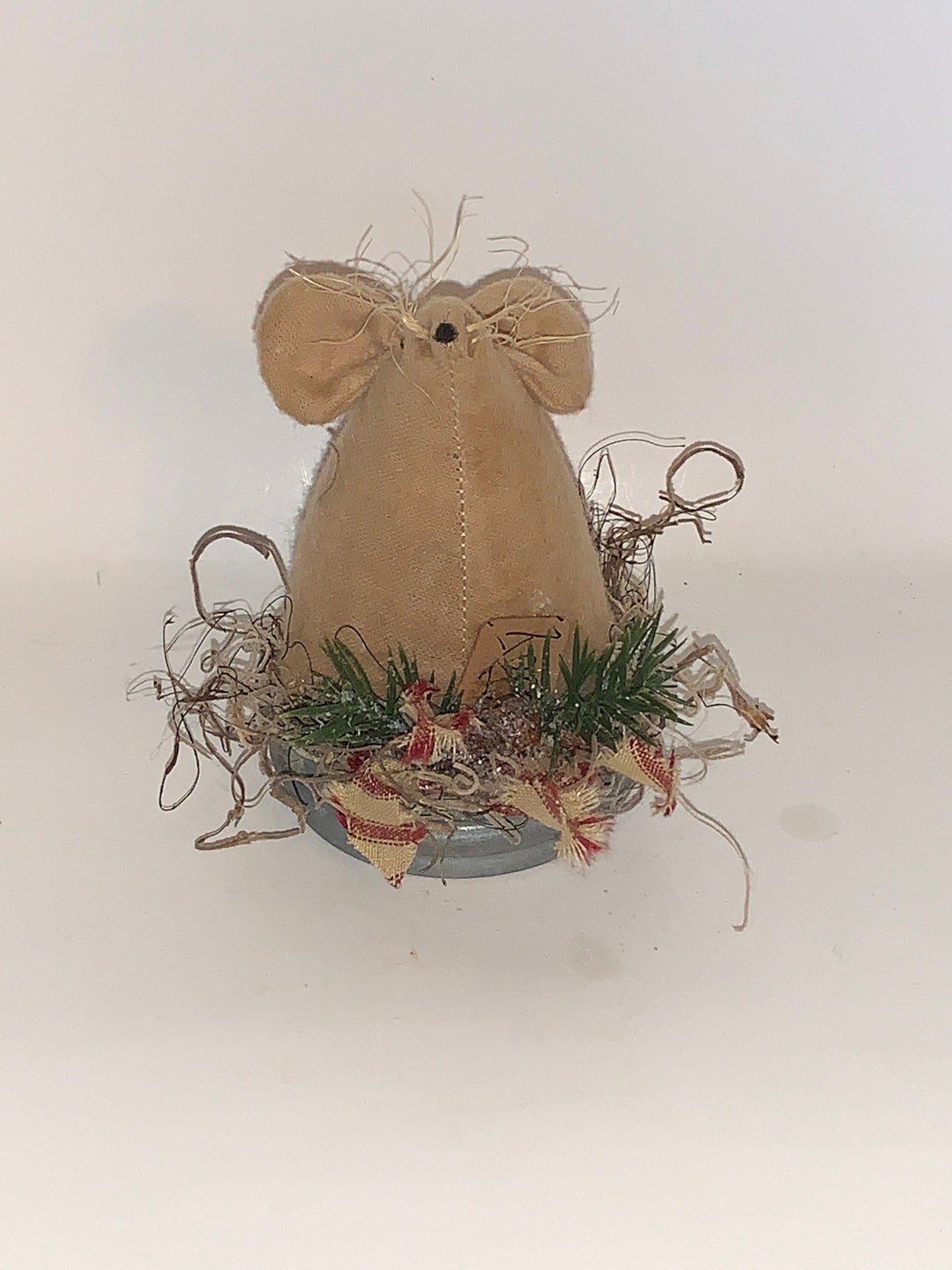 Primitive Mouse, Mouse Decor, Vintage Zinc Lid, Zinc Lid Mouse, Fabric ...
