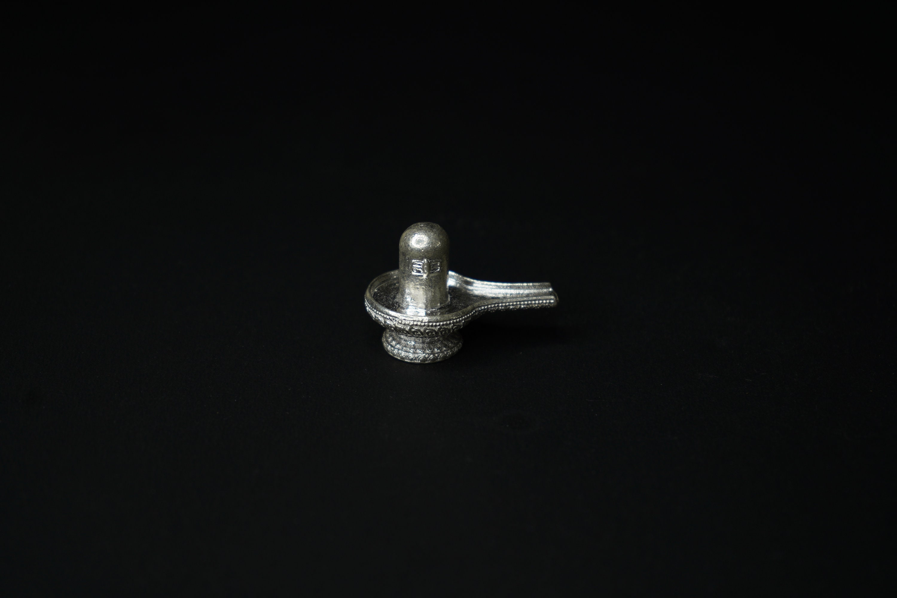 Pure Silver Shivaling Idol, Lord Shiva Lingam Idol Pure Silver Statue ...