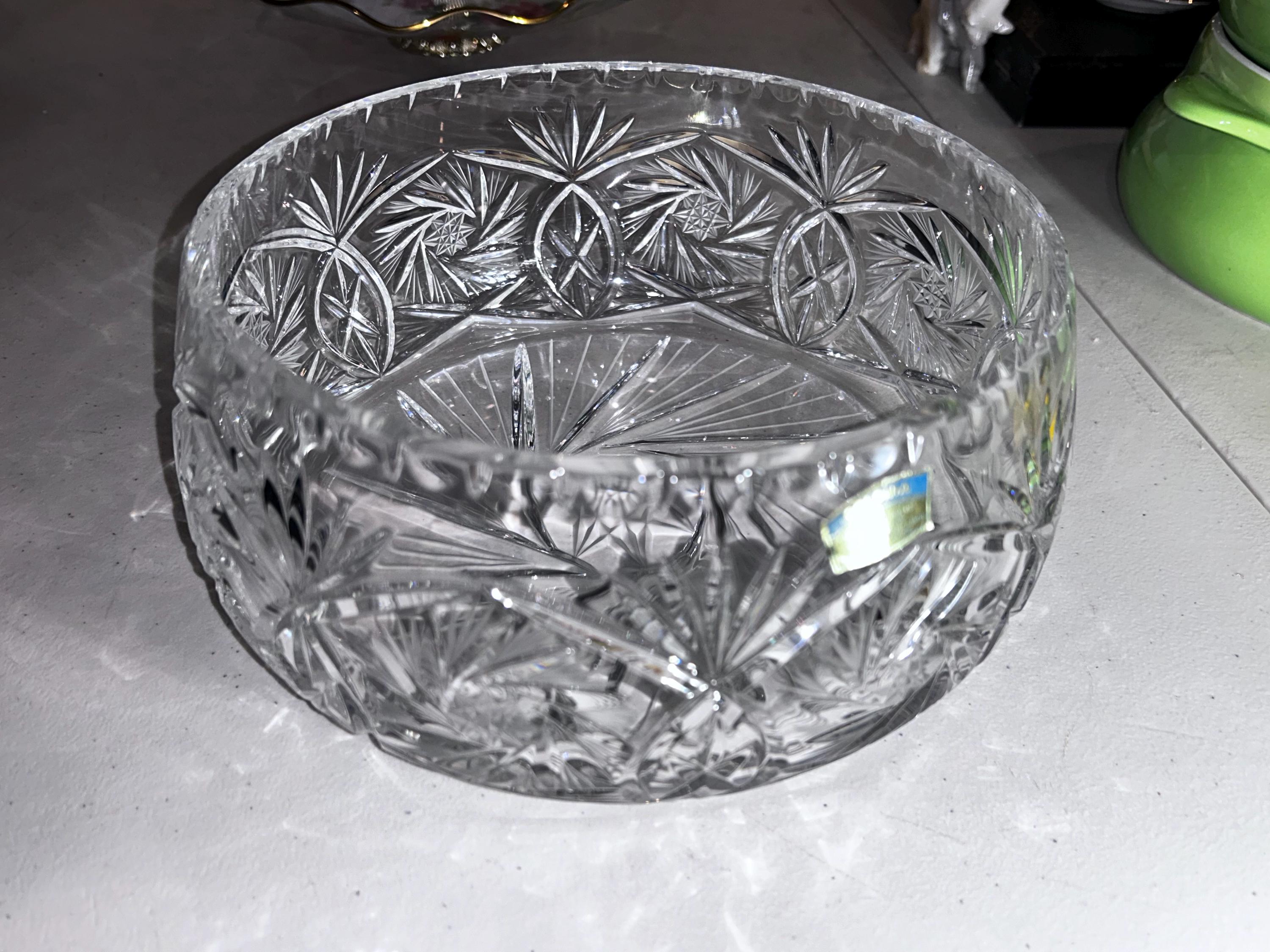 Polonia Crystal Bowl - 24% Lead Crystal Made in Poland - Chipped Edging ...