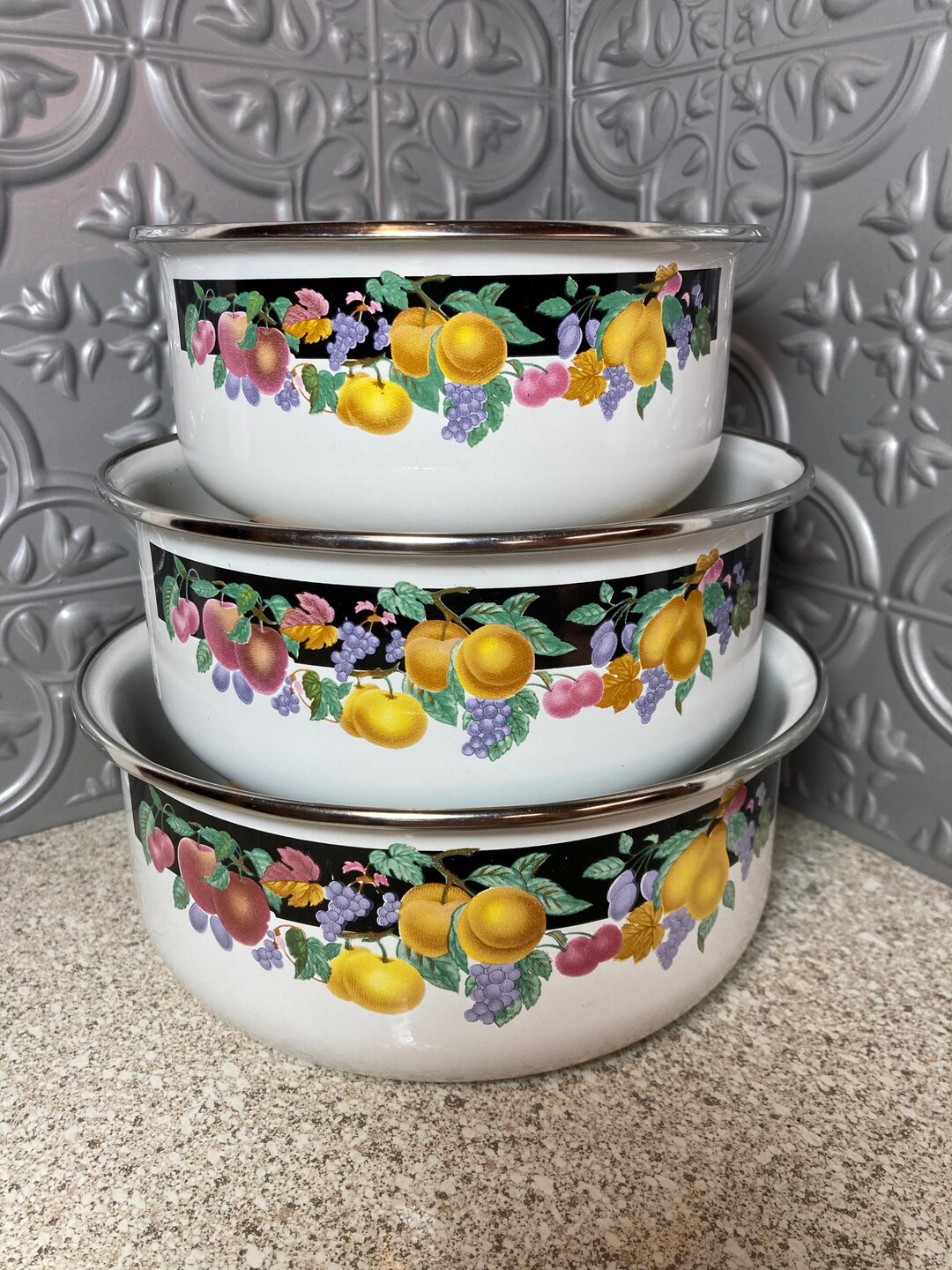 Vintage Enamelware Metal Nesting Bowls With Colorful Fruit Retro ...