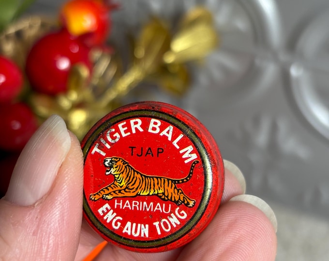 Vintage Tiger Balm Red Tin Container Sampler Size Mini Medicinal ...