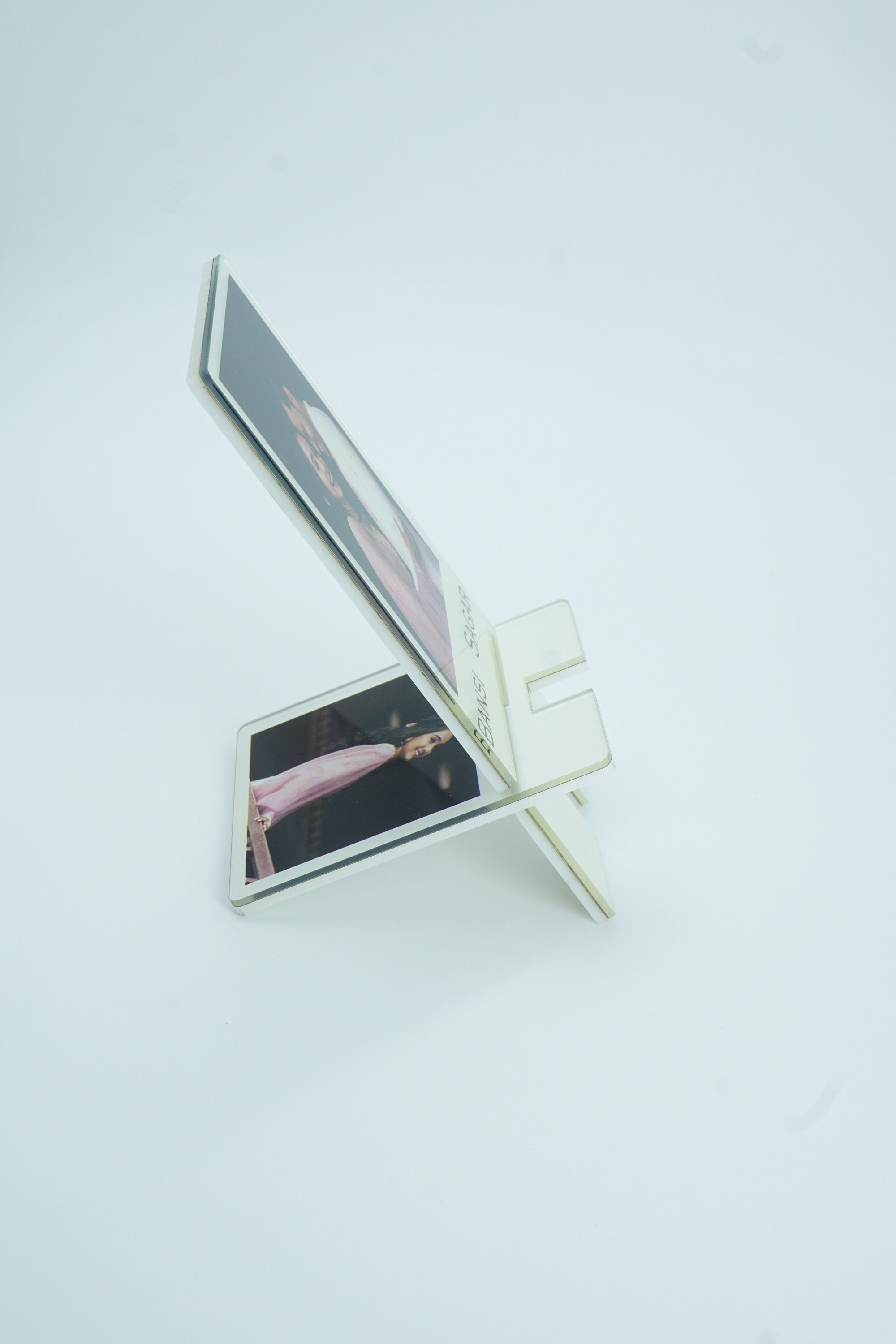 Phone Standee - Etsy