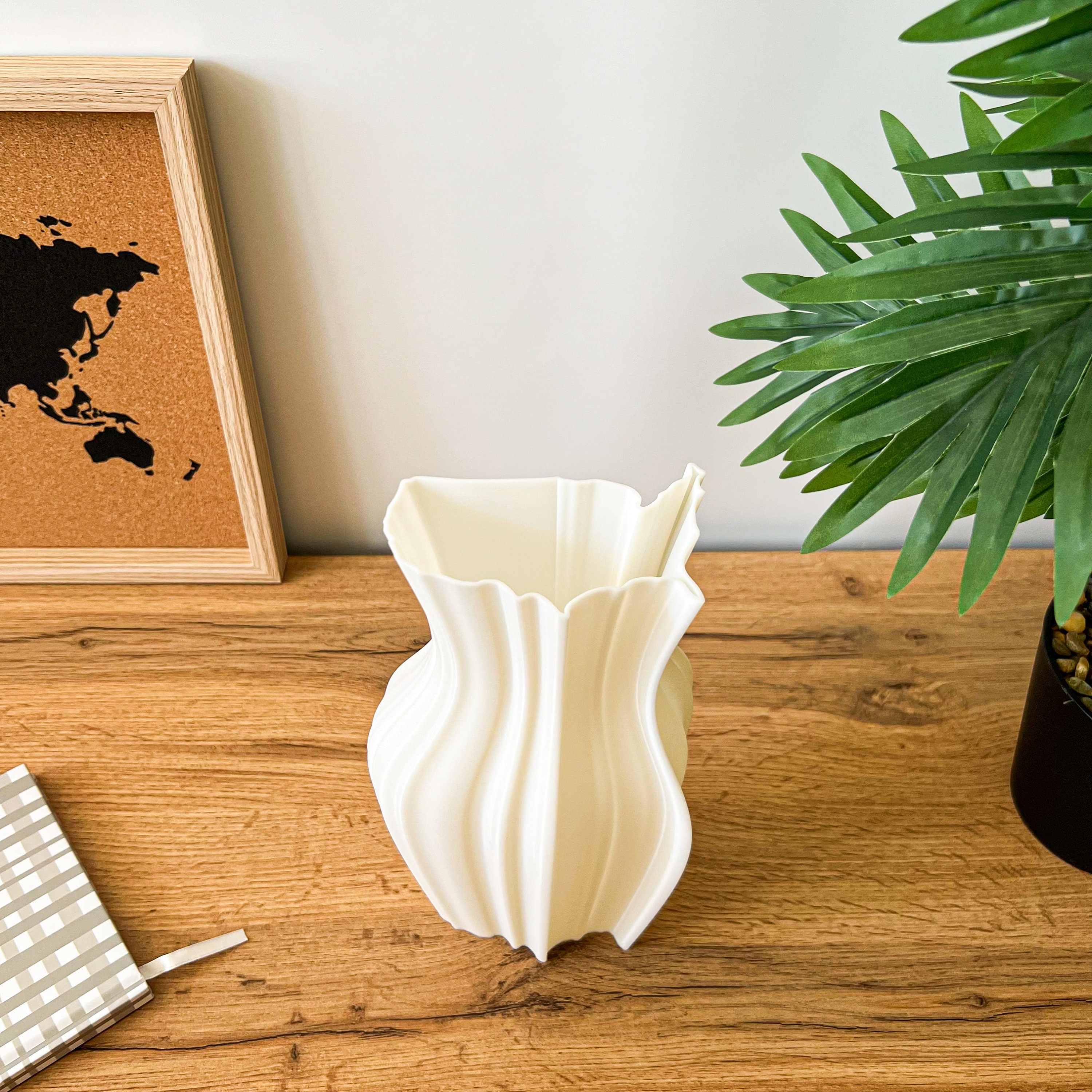 Modern Flower Vase. USA Map Vase. Unique Design and Eco-friendly ...