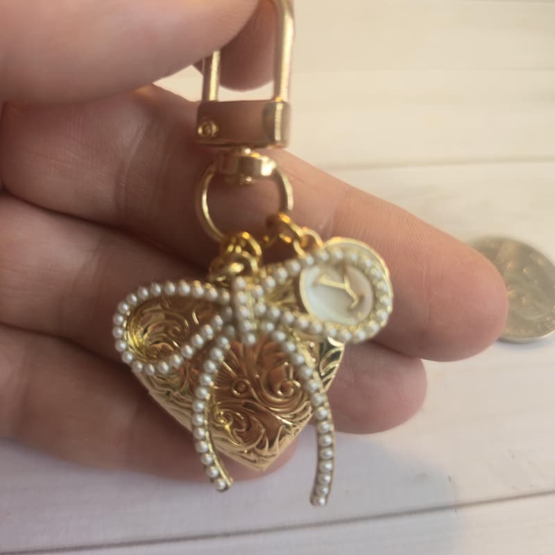 Pearl Key Chain - Etsy