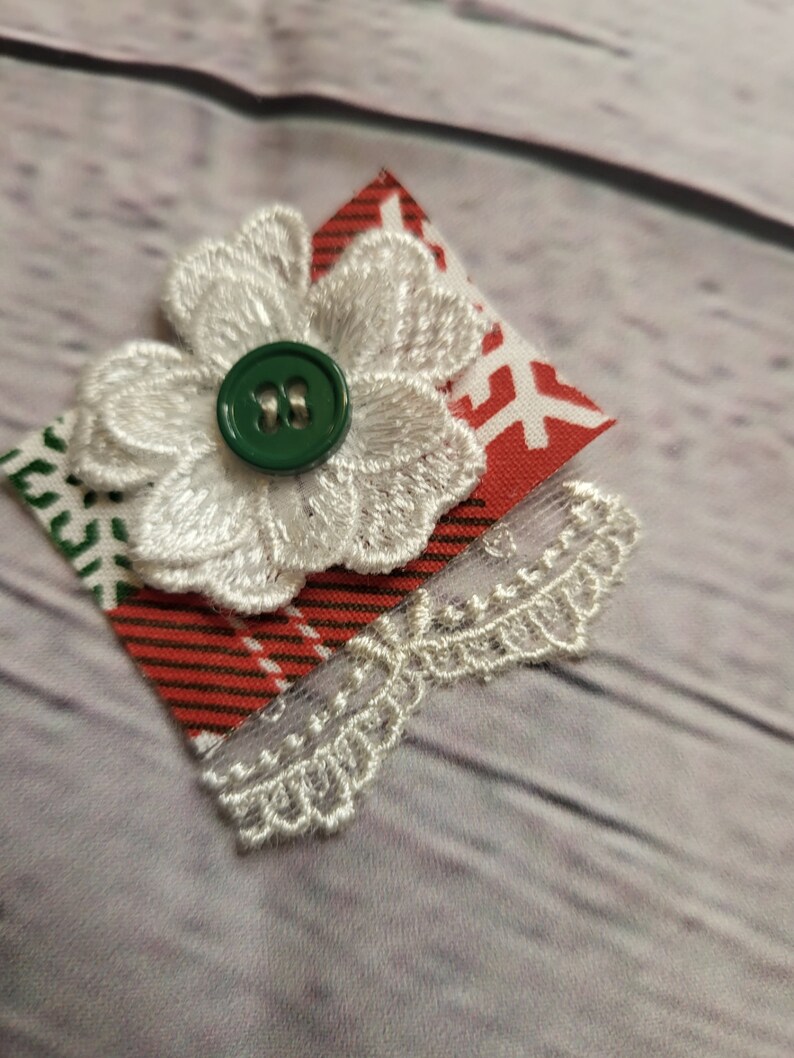 Christmas Fabric Clusters in Green and Red Snippets Layers of - Etsy