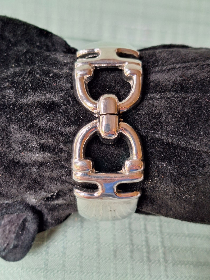 Vintage 1970s Silver-plated Metal Magnetic Hinged Cuff Clamp Bracelet ...