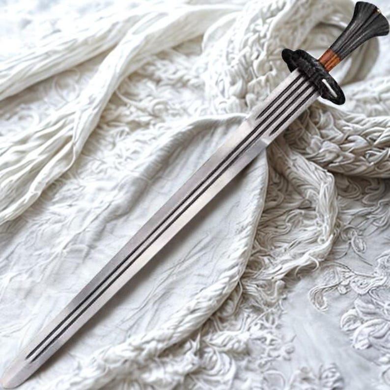 Handmade Carbon Steel Katzbalger Bastard Sword With Wooden Scabbard ...