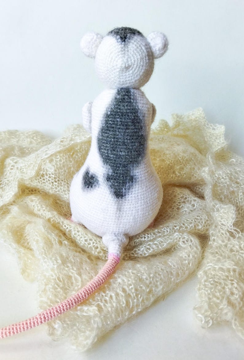 Miss Butler the Rat--crochet Pattern Pdf in English. Cute Amigurumi ...
