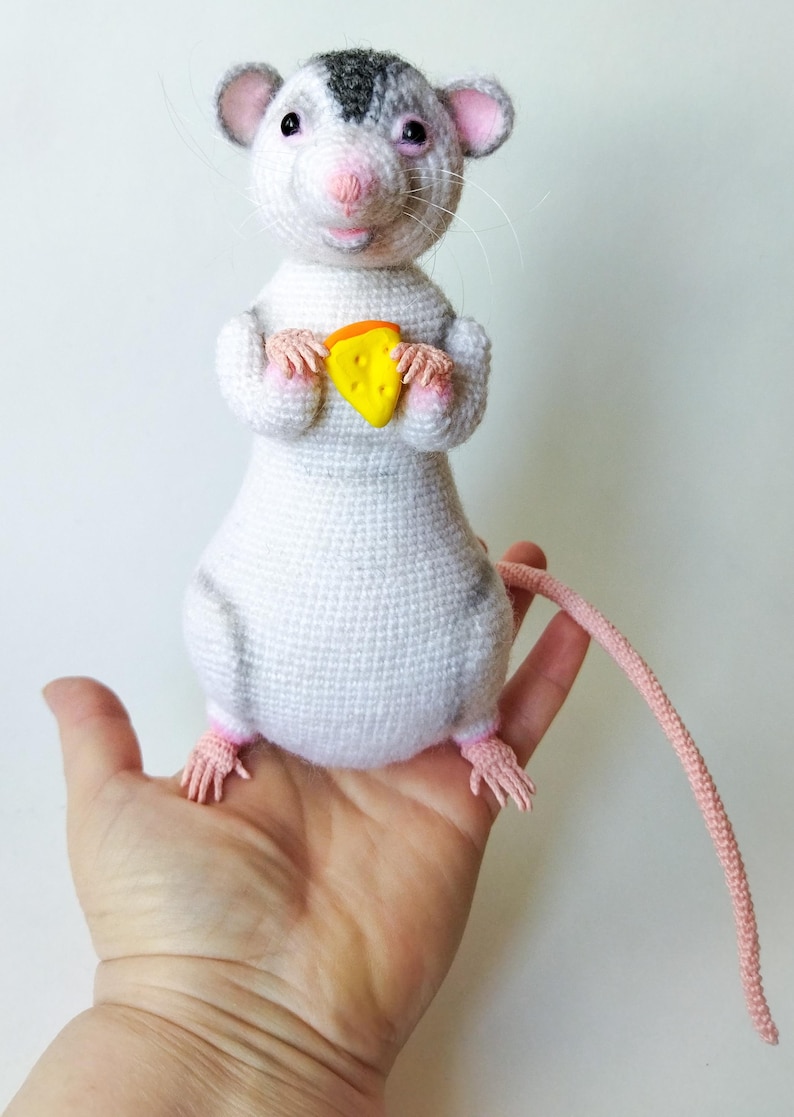 Miss Butler the Rat--crochet Pattern Pdf in English. Cute Amigurumi ...