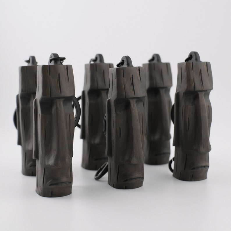 Moai Resin Tiki Sculpture Keychain - Etsy