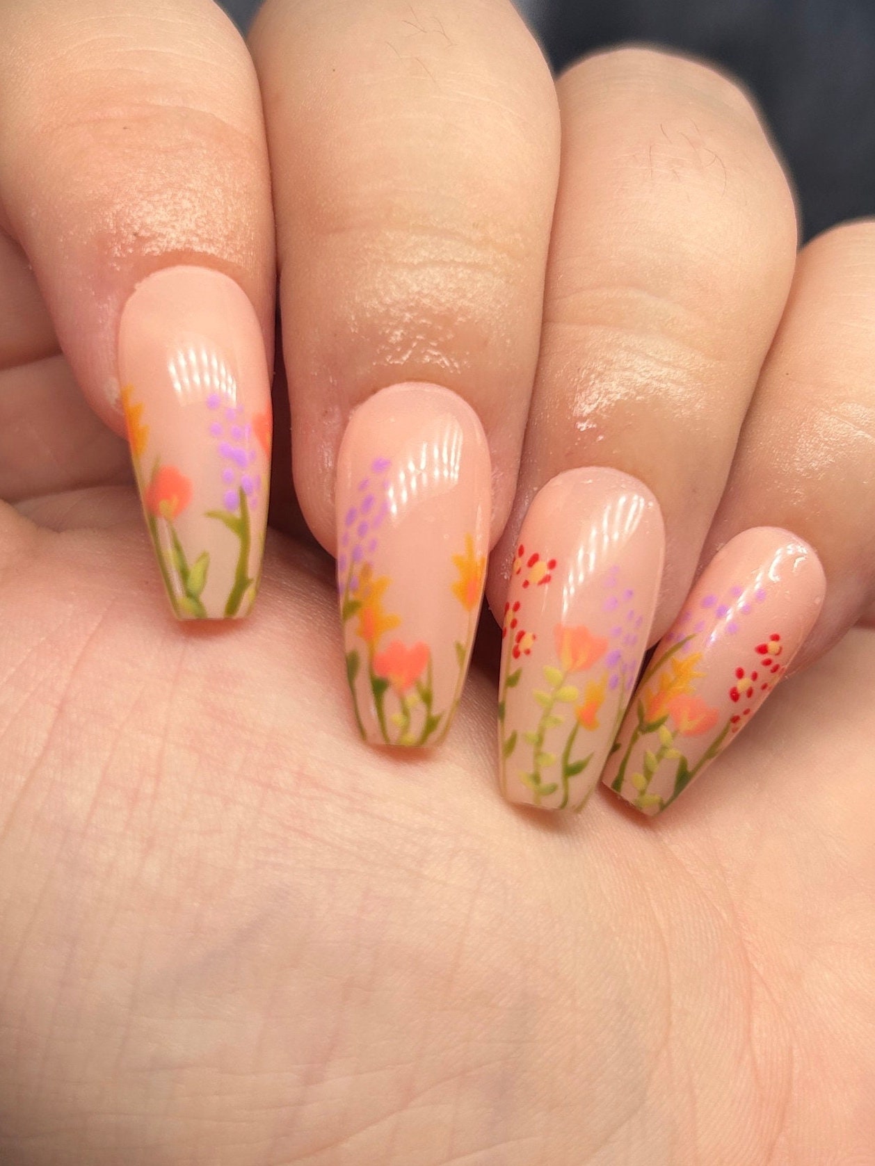 Floral Minimal Cute Press on Nails Realistic - Etsy