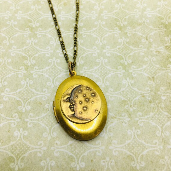 Vintage Brass Oval Sun and Moon Locket Celestial Photo Locket | Etsy