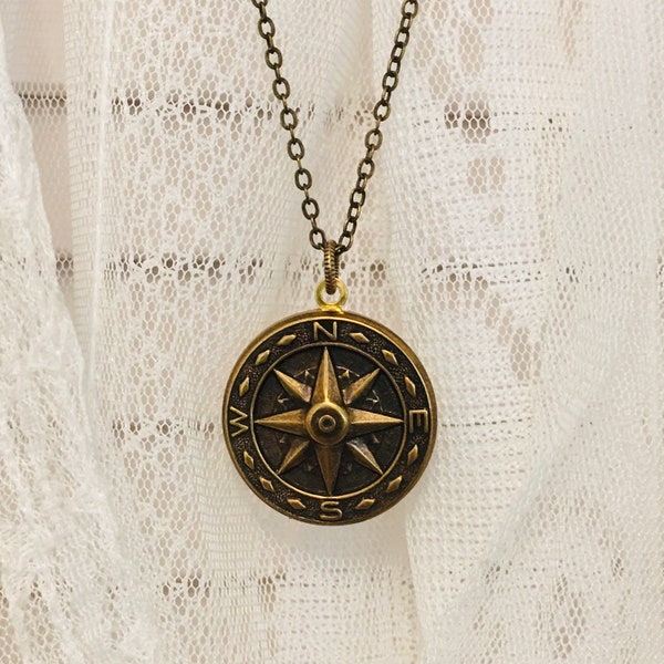 Compass Locket - Etsy