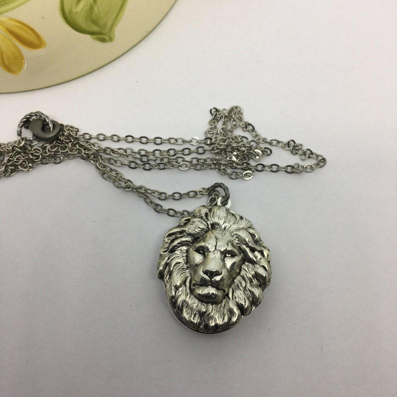 Lion Locket Be Brave Hidden Compartment Majestic Animal Locket - Etsy