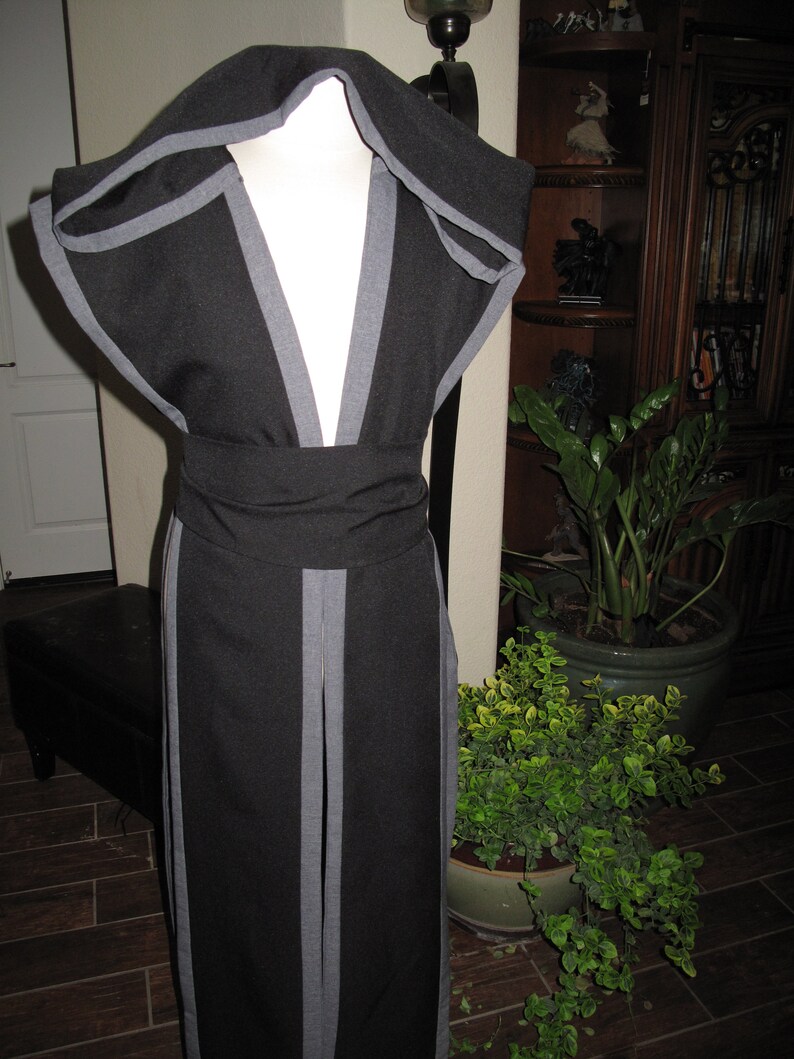 Black Sleeveless Hooded Floor Length Tabard Vest With Color - Etsy