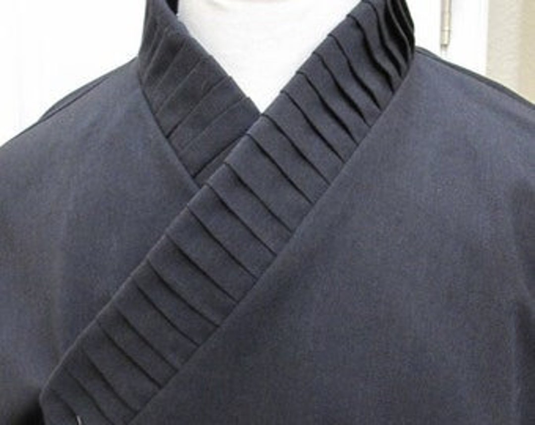 Star Wars Black Shirt With Vertical Tucks on the Collar, Elastic or ...