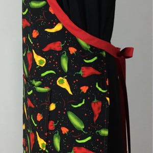 Chili Pepper Apron. Reversible Chef Apron. Gourmet Gift. Adult Apron ...