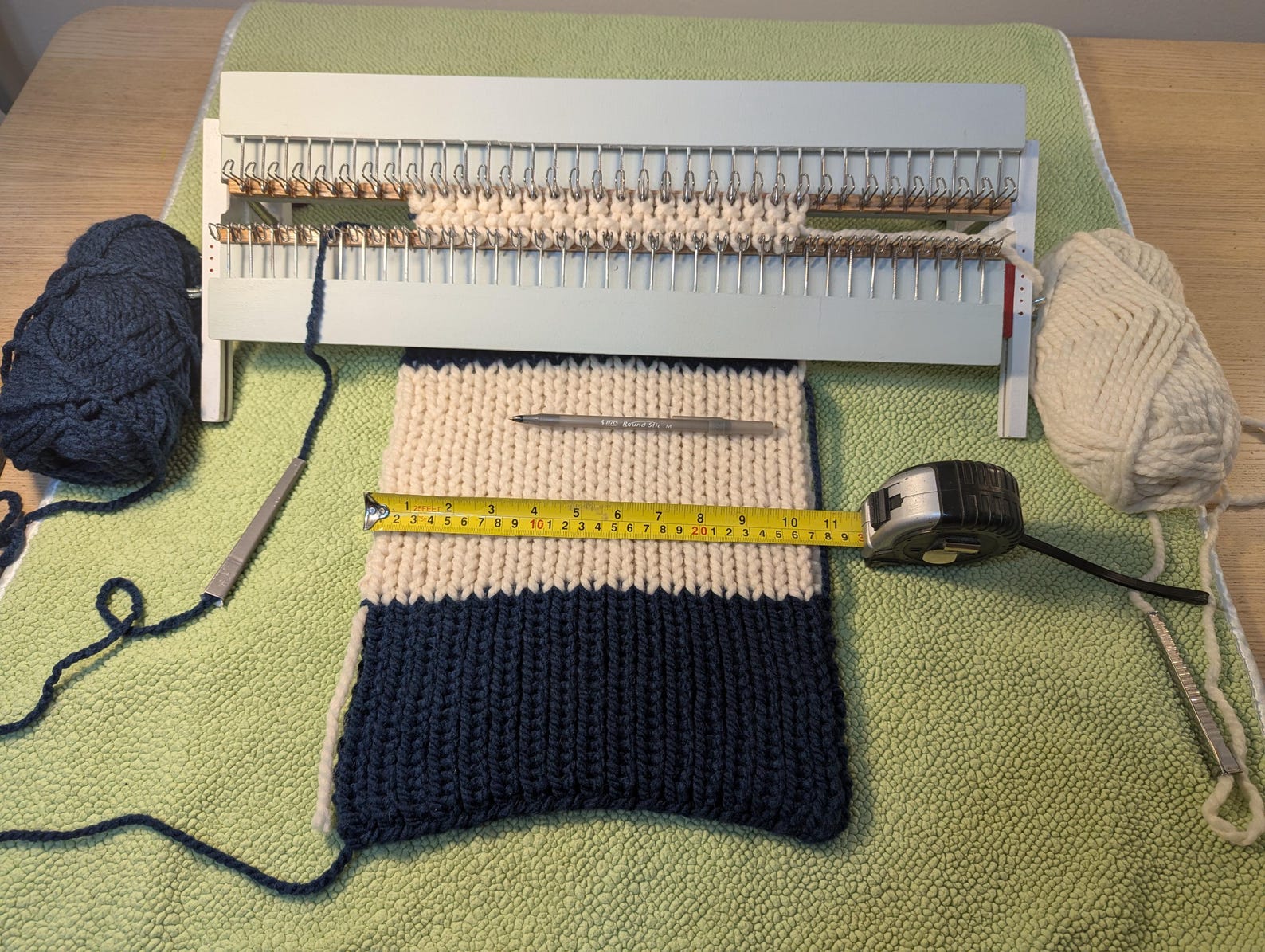 72 Pegs Ukrainian Hand Knitting Loom for Bulky Yarn is Destinated for ...