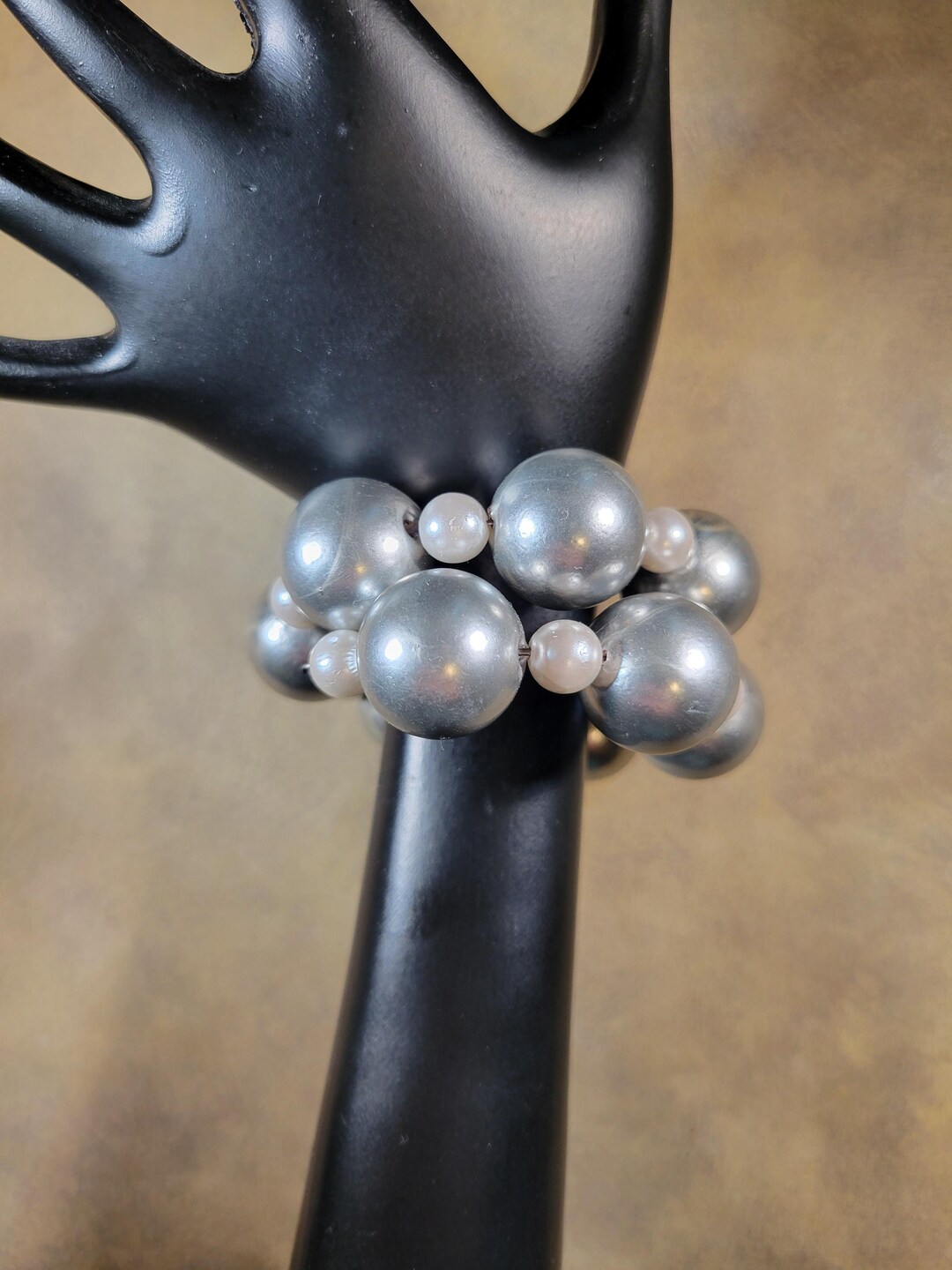Chunky Faux Pearl Coil Bracelet | White & Silver Wrap Around, No Clasp ...