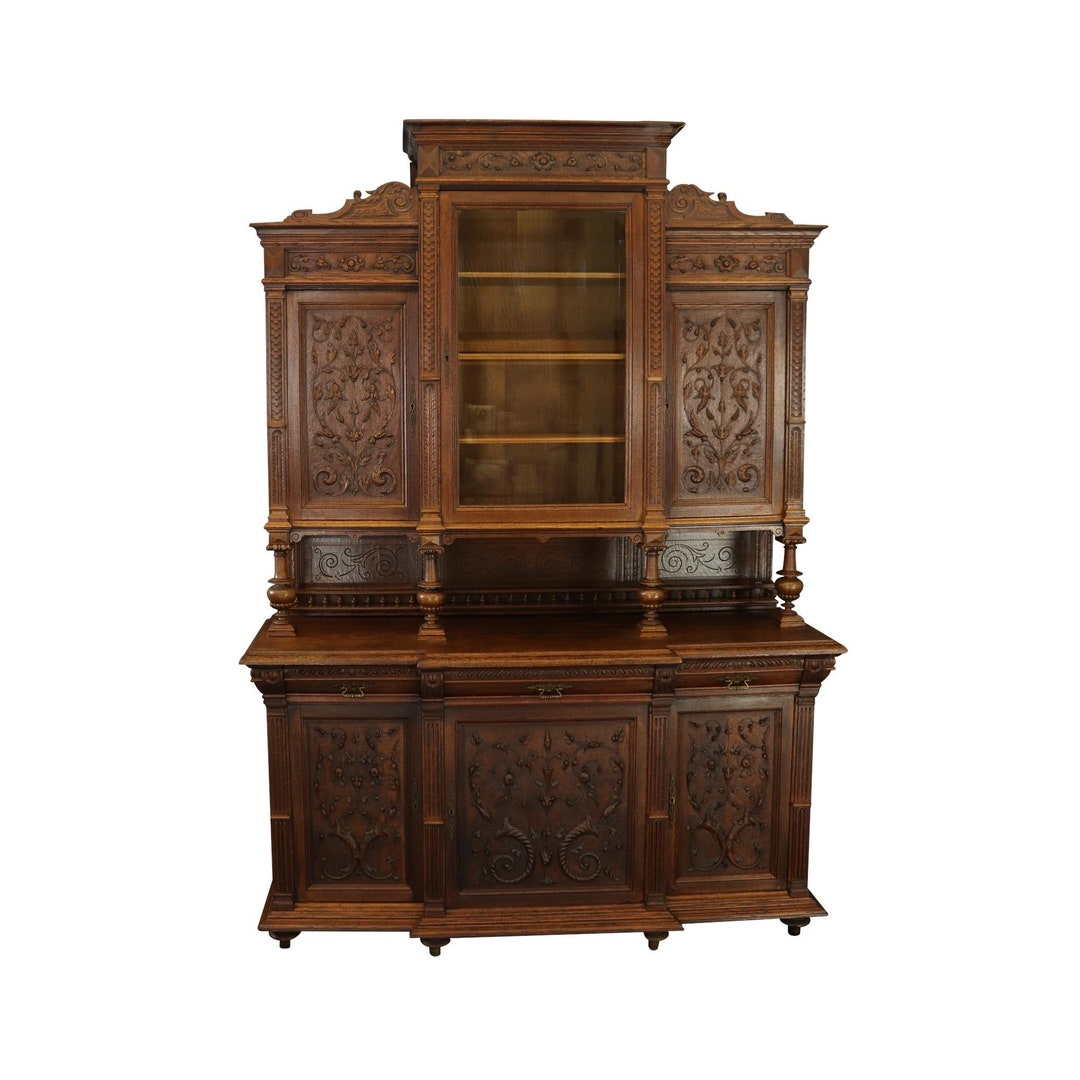 Buffet Renaissance Antique French Cornucopia Flourishes Carved Oak ...