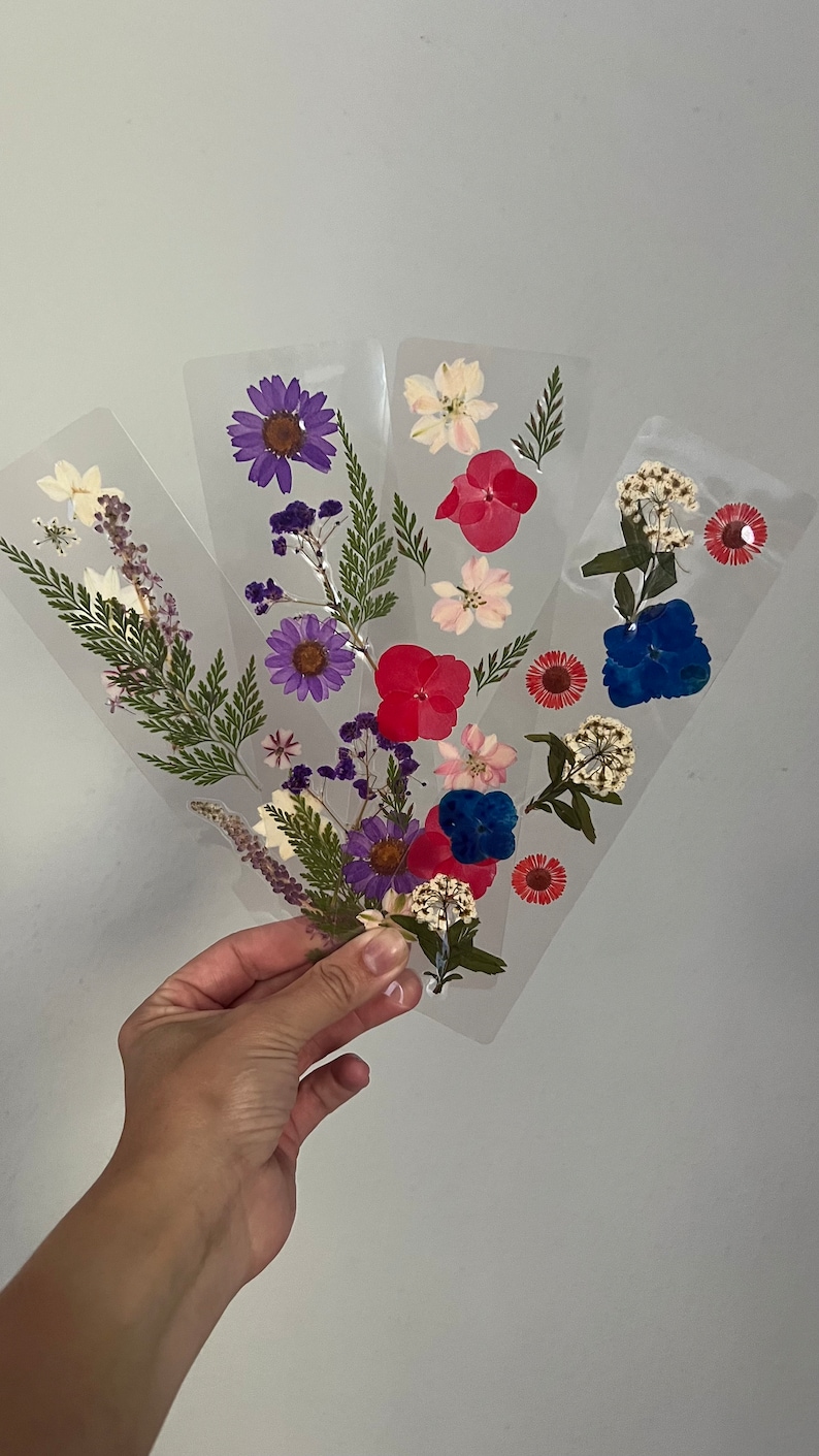 Daisy Handcrafted Dried Pressed Flower Laminated Bookmark - Etsy