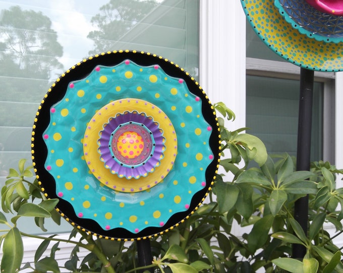 Multi Colored Glass Plate Garden Flower Yard Art Sculpture - Etsy