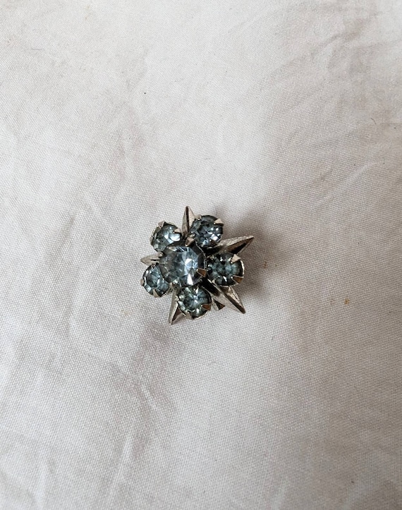 Midcentury icy blue star brooch pin - Gem