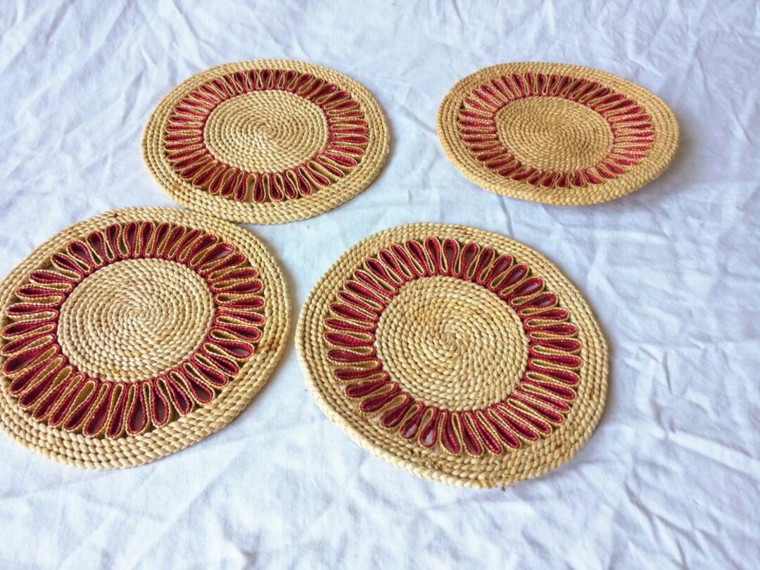Set of Straw Trivets Happy Red Straw Sunshine Flower 70's 4 Basket Pads ...