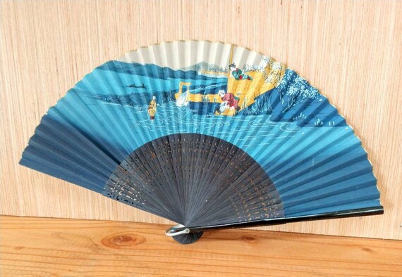 Vintage Japanese hand fan blue water geisha scene bla… - Gem