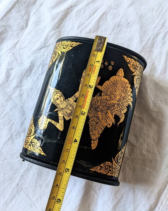 Thai golden painted box dancing lady - Gem