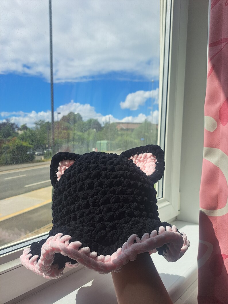 Chunky Crochet Cat Style Ruffle Hat - Etsy