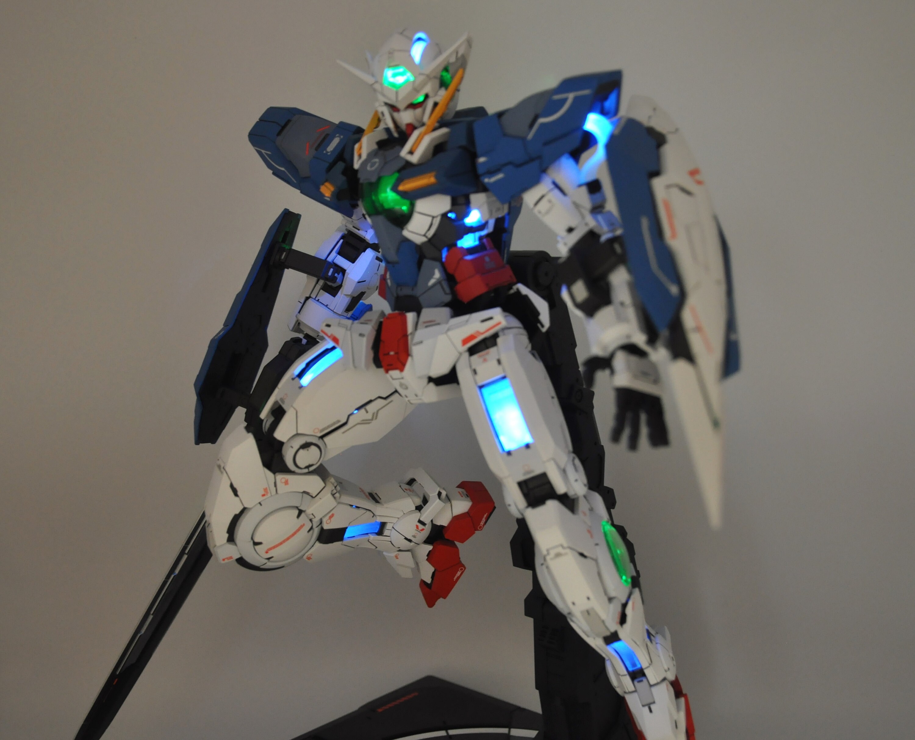 Bandai 1/60 PG Exia Gundam Lightning Mode Professionally Built Painted ...