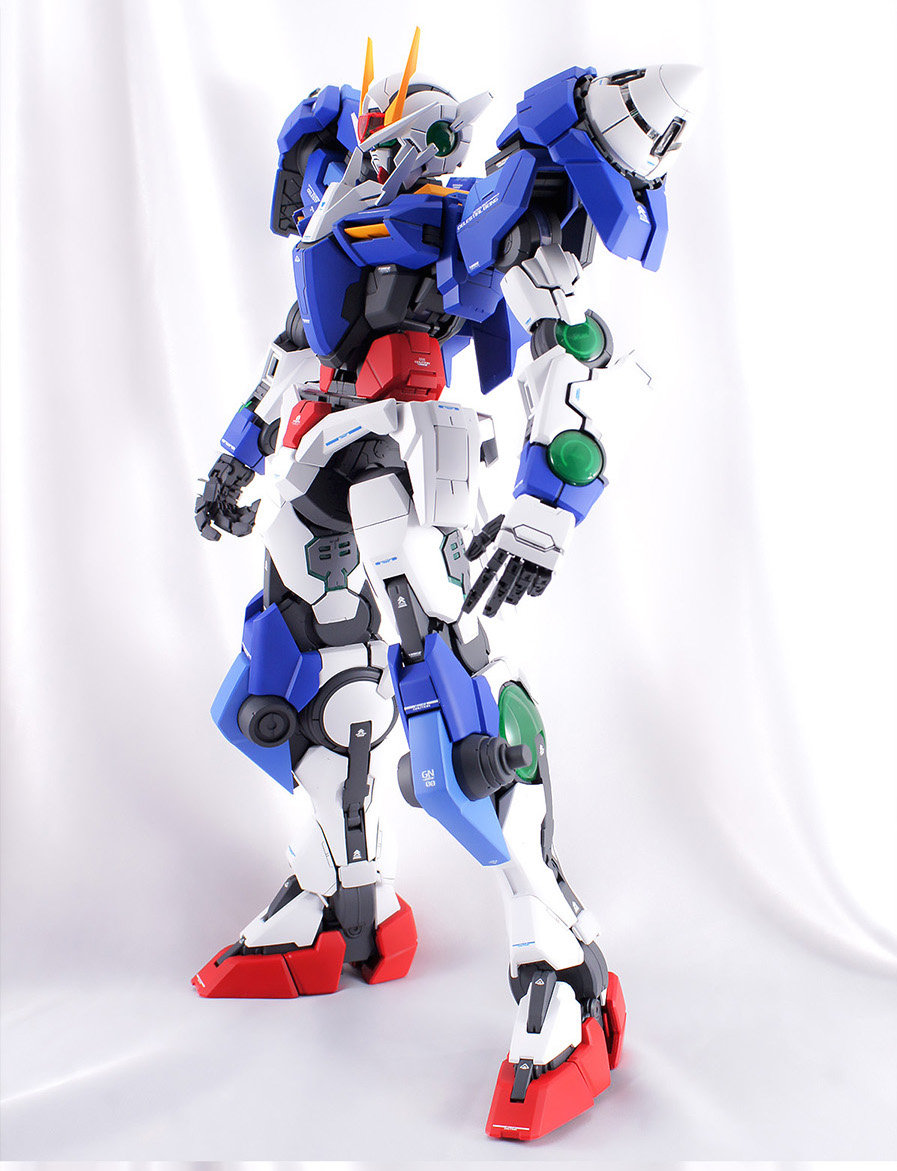 Official Bandai 1/60 PG 00 Seven Sword/g Gundam Professionally Built ...