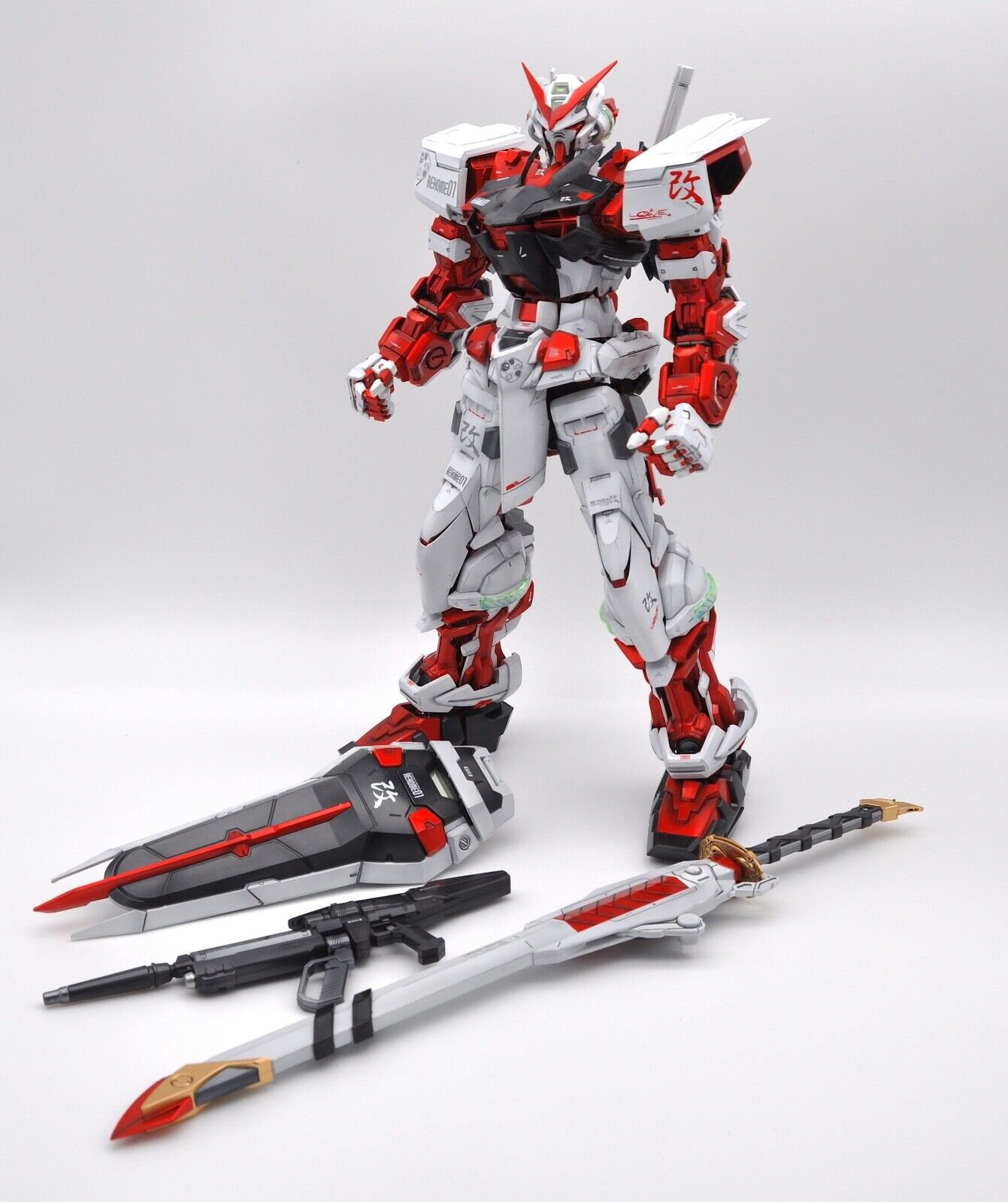 Bandai 1/60 PG Red Frame Astra Gundam Professionally Built & Painted ...