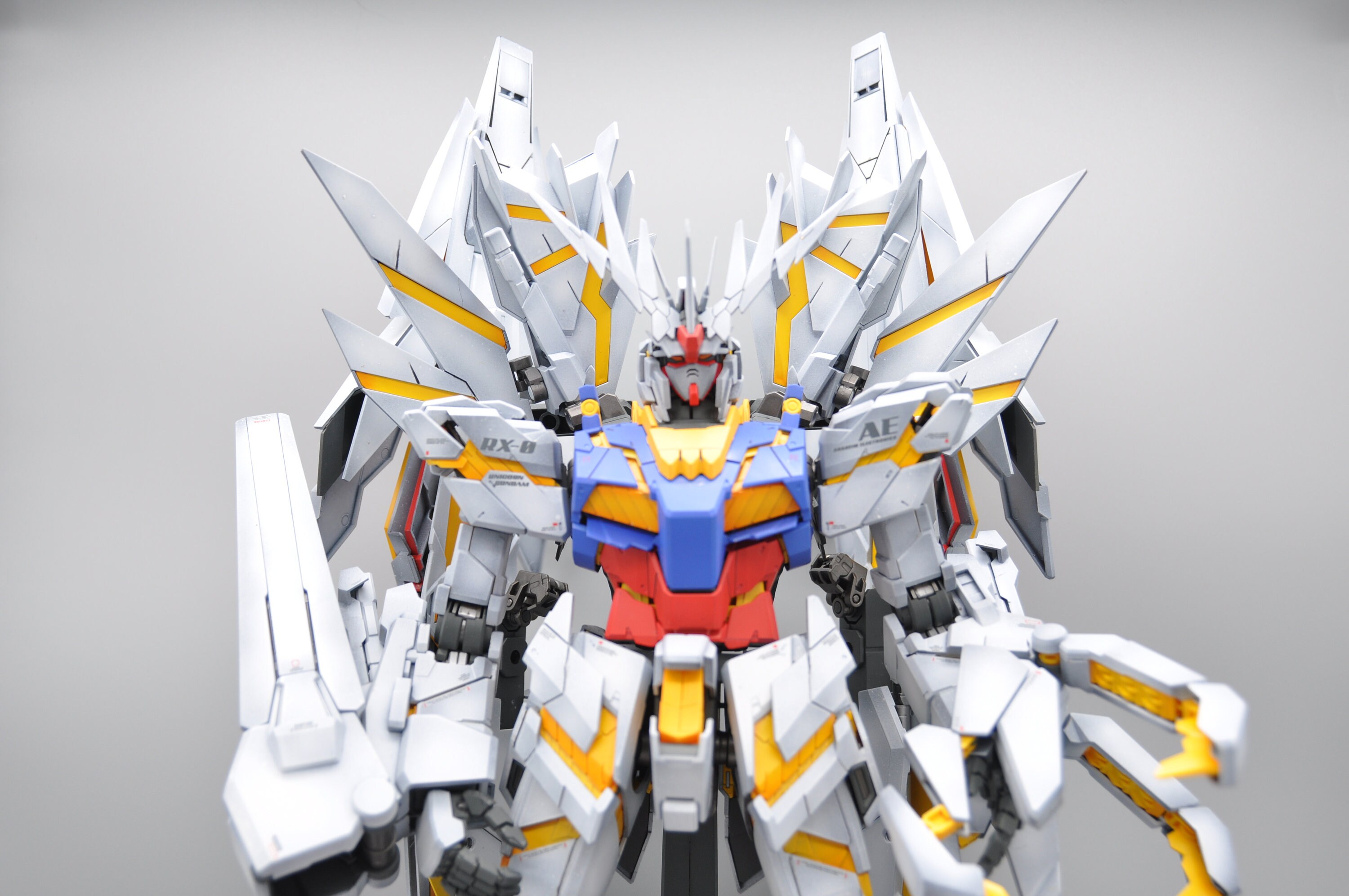1/60 PG Perfectibility Unicorn Gundam Custom Color Scheme Built and ...