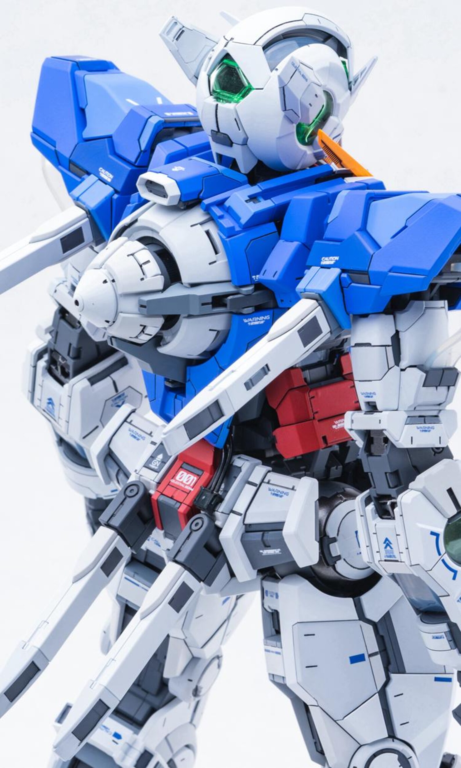 Bandai Perfect Grade PG 1/60 Exia Gundam LED Lightning Mode + Resin Kit ...