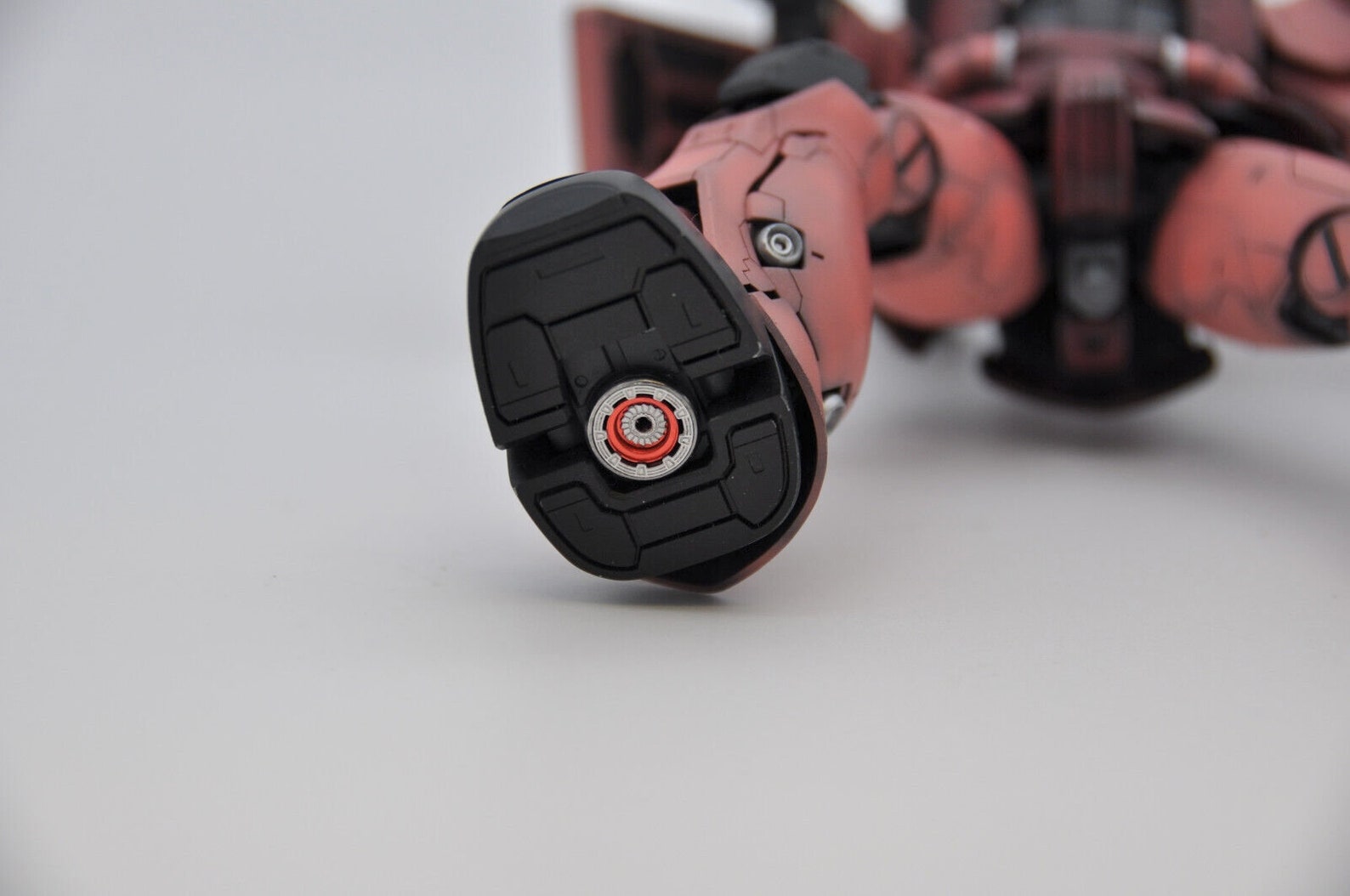 Bandai 1/100 MG Zaku Ll 2.0 Red YJL Yujiao Land Conversion Kit Painted ...