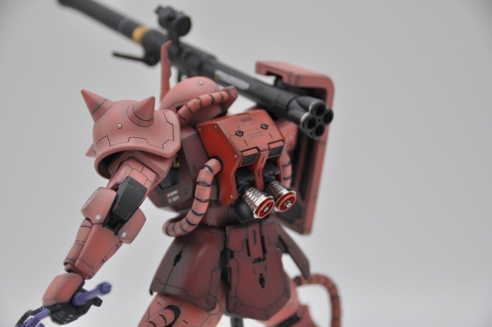 Bandai 1/100 MG Zaku Ll 2.0 Red YJL Yujiao Land Conversion Kit Painted ...