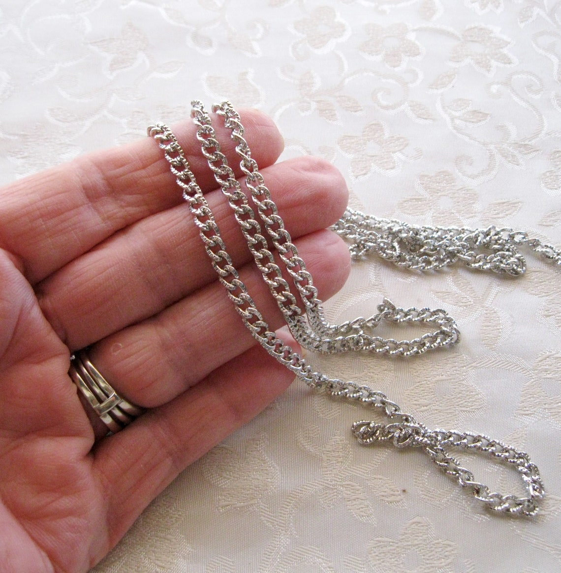 20ft Antique Silver Textured Curb Cross Chain 6mm X 4mm 353 - Etsy