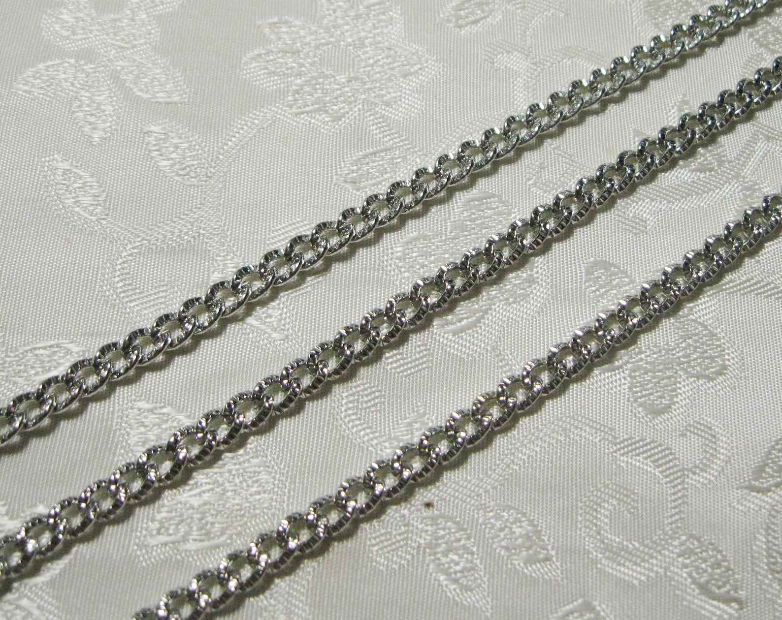 20ft Antique Silver Textured Curb Cross Chain 6mm X 4mm 353 - Etsy