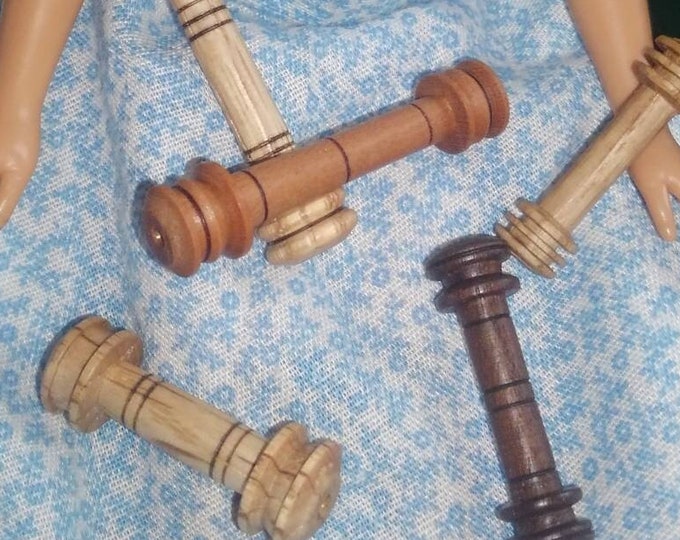 Mini-medieval Style Thread Bobbins, by Sistermaide (#BME919) - Etsy