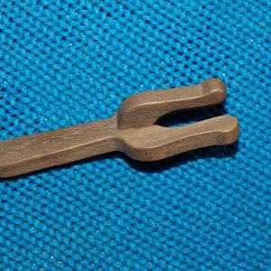 Medium Size - Double Lucet, by Sistermaide (#LDM132) Knitting Fork - Etsy