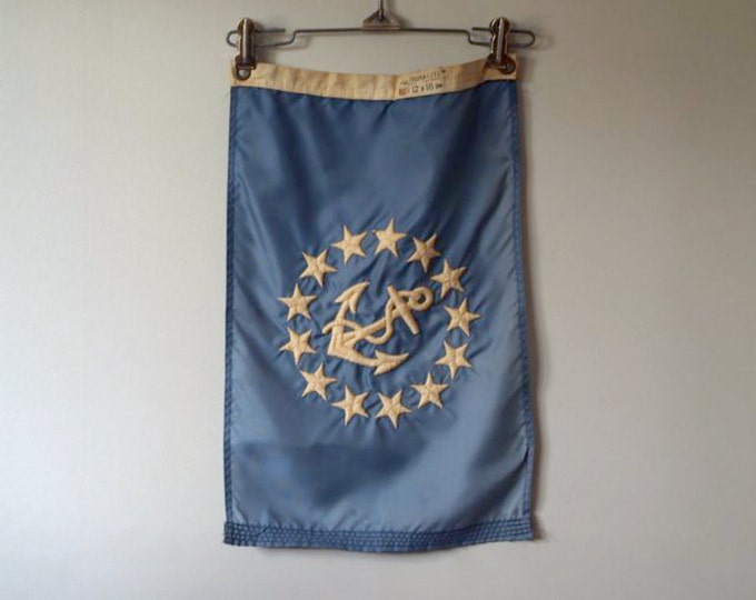 Vintage Dura-lite Commodore Flag, Nautical Banner, 13 Stars and Anchor ...